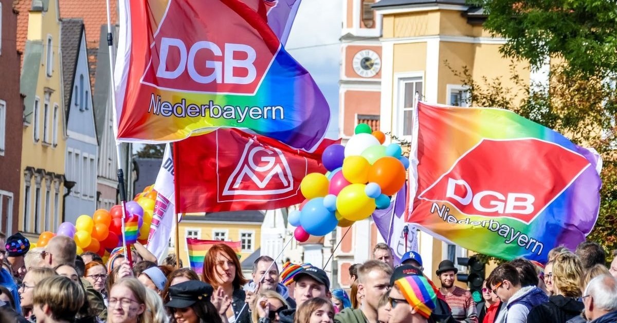 Vielfaltsausstellung: Vielfalt heißt Freiheit | DGB